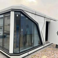 China Modular Prefabricated Villa Garden House Capsule Mobile Hotel Camping Space Portable Container Houses for Villas Mobile Homes for sale