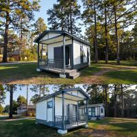 China Guangdong Foshan Prefabricated Commercial Luxury Modular Tiny Home apple Cabin 2 Bedroom Space Capsule House with Kitchen for sale
