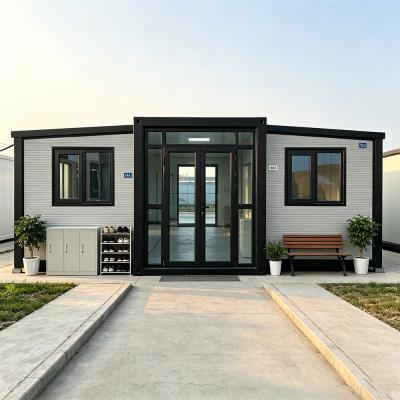 China Modern Expandable Container Room With Large Glass Windows and Quick Assembly Design for Site Office and Temporary Living Unit for sale