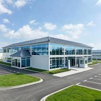 China Durable Steel Structure Modular Office Building With Thermal Insulation for Construction Site and Industrial Park Fast Setup for sale