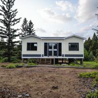 China Detachable Modified Shipping Container House for Office Hotel Living Room Workshop and Outdoor Use Made of Steel for sale
