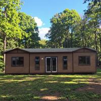 China Detachable Modified Shipping Container House for Office Hotel Living Room Workshop and Outdoor Use Made of Steel for sale