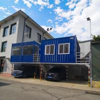 China Modified Steel Shipping Container House Versatile Use for Office School Living Room Bedroom Apartment Workshop Bathroom for sale