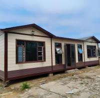 China Collapsible Small Houses Ready for Occupancy, 20-foot and 40-foot Prefabricated Container Houses for sale