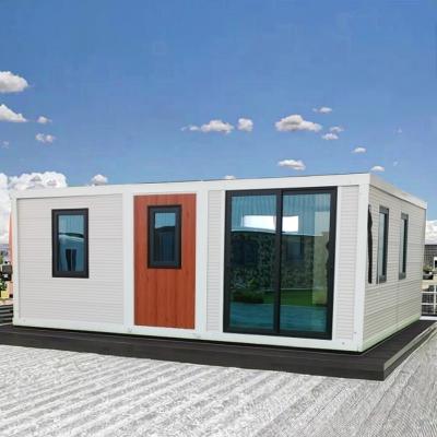 China Luxury Prefab Folding Container House  Modular Tiny House  with Bathroom Bedroom Made of  Steel and Sandwich Panel for sale