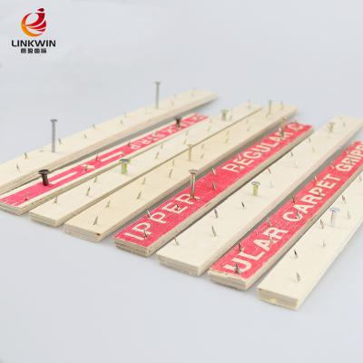 China 6.3mm 5.8mm Wooden Carpet Gripper 7/8in Width 4ft Length Easy Assembly for sale