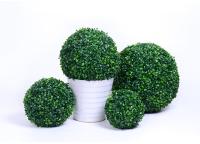 China 42cm PE PP Artificial Plant Topiary Ball Faux Boxwood Decorative Balls Waterproof Custom Color for sale