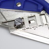 China Adjustable High Carbon Steel Carpet Knife Blades for sale