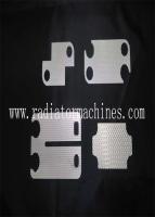 China Customizable Heat Exchanger Aluminum Fins Machine For Producing Oil Cooler Fins for sale