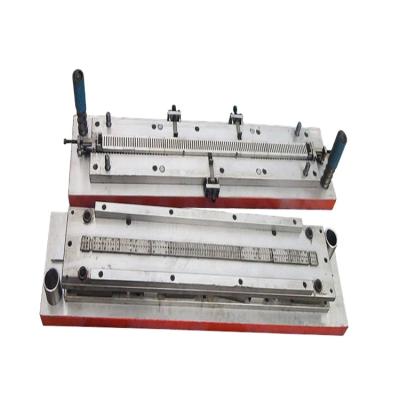 China Radiator Header Plate Punching Mold for Aluminum Radiator Production for sale