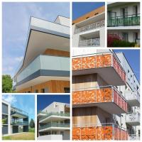 China Custom Aluminum & Glass Balcony Railing System - 8-15mm Tempered Glass, 3300x13000mm Max Size for sale