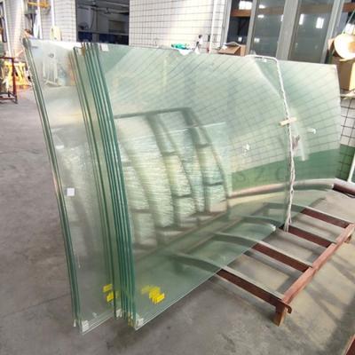 China Custom Bent Curved Glass Plate 3mm-19mm Thickness 3600mm×18000mm Maximum Size for Architectural Applications for sale
