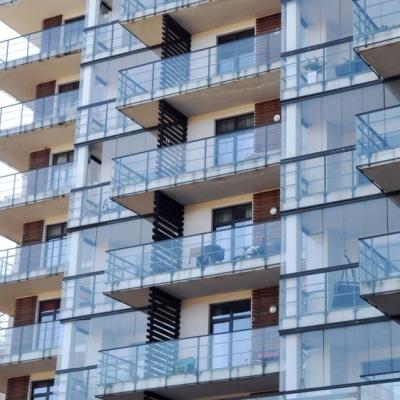 China 8mm 10mm 12mm Tempered Glass Balustrade Panel - Clear Toughened & Laminated Safety Glass for Decking Handrails for sale