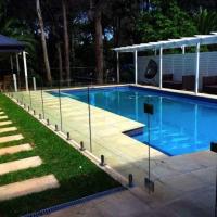 China 8mm 10mm 12mm 15mm Toughened Glass Balustrade Railing - CE Certified Frameless Safety Glass for Balcony & Stair for sale