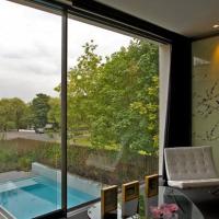 China Custom Laminated Toughened Glass Doors 3-19mm Thickness for Villa Sliding and Swing Applications for sale