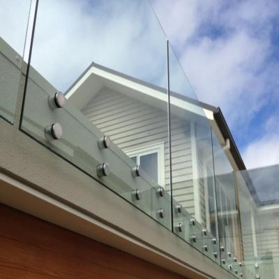 China Outdoor Balcony Glass Railing System - 8mm 10mm 12mm Tempered Safety Glass for Frameless Balustrades for sale