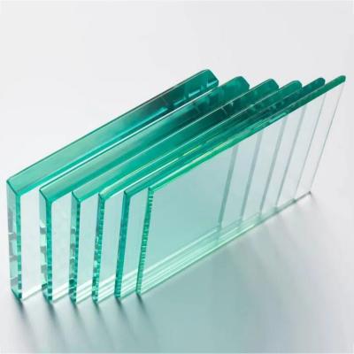 China Building Glass Light Blue Ultra Clear Float Glass 2mm-19mm Thickness with High Light Transmittance for sale