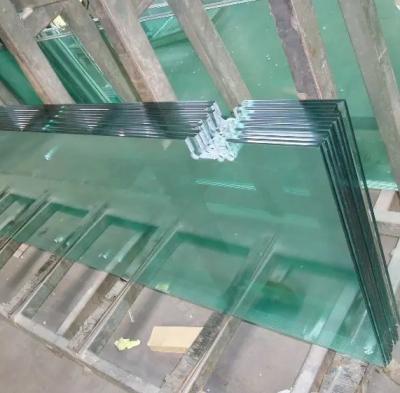 China Crystal Clear Colourless Tempered Glass Cut Out Custom Size Shape for sale