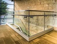 China Floor Mounted U Channel Glass Railing With 12-21.52mm Tempered Laminated Glass for sale