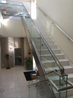China 10 5+5 MM 553 Clear Tempered Laminated Glass For Staircase Glass With Handrails for sale