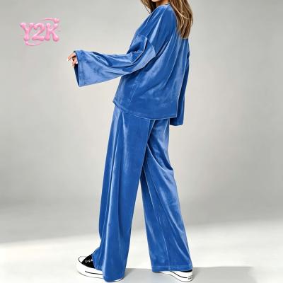China Custom Women's Velour Crewneck Wide Leg Lounge Pajama Set for sale