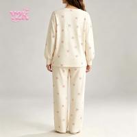 China Custom Women's Holiday Print Crewneck Jogger Pajama Set for sale