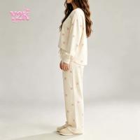China Custom Women's Holiday Print Crewneck Jogger Pajama Set for sale