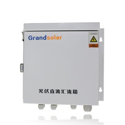 China 18 Input 2 Output 1000VDC PV Array Combiner Box with 15A Rated Current Fuse for Solar Monitoring for sale