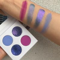 China Highly Pigmented Duochrome Eyeshadow Palette Shimmer Long Lasting for sale