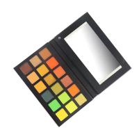 China Square 18 Colors Eye Makeup Eyeshadow Palette High Pigmentation Easy Blend for sale
