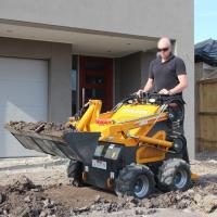 China 23HP Mini Skid Steer loader with US Briggs& Stratton gasoline engine USA AUSTRALIA EURO for sale