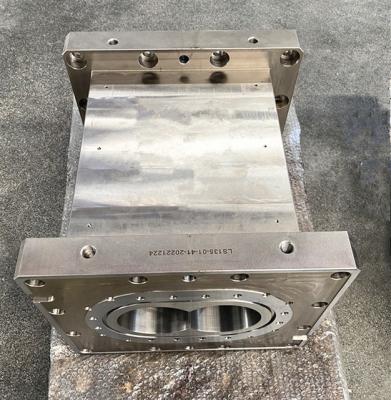 China 380 Plastic Screw And Barrel For PP And PE Twin Screw Extruder for sale