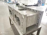 China High Wear Resistant Screw Barrel for 320 Extruder Working-Process for sale