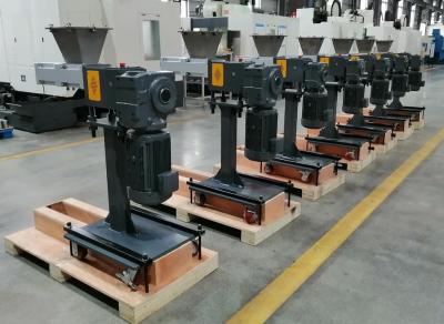 China Capacity 5.5KW/7.5KW 600rpm Alloy Steel Barrel Side Feeder for Twin Screw Extruder for sale