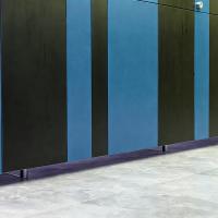 China Antibacterial HPL Toilet Partition 18mm Waterproof Phenolic Cubicle for Public Restroom for sale