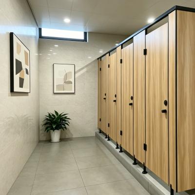 China HPL Toilet Compartment Scratch Resistant Restroom Partition Walls Anti Bacterial 18mm for sale