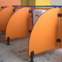 China HPL Toilet Partition 100% Waterproof Durable School Cubicle 10-15 Year Service Life for sale
