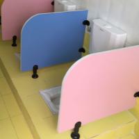 China Waterproof HPL Kids Toilet Partition Urinal Divider for School Kindergarten 900mm Height for sale