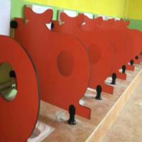 China Kindergarten Bathroom Stall Dividers Children Urinal Partitions Waterproof 12mm HPL for sale