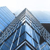 China UV Resistant Unitized Curtain Wall with Triple Tempered Glass 2.5kpa Wind Pressure for sale