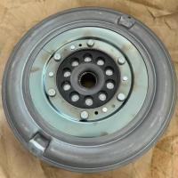 China Dual Clutch Flywheel 415062709, For 0B5 DL501 Transmission, Compatible with Audi Q5 A6 A7 for sale