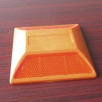 China ABS Plastic Pavement Marker Double Side Yellow & White Road Stud For Roadside for sale