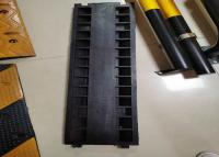 China Heavy 20 Tons  5 Hole Width 35mm Driveway Speed Bumps for sale