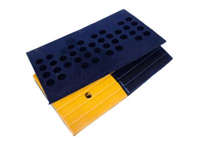 China Turkey Yellow Black Plastic Recycled Road Speed Bump for sale