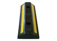 China Rubber 500mm 2.6kg Reflective Film Car Parking Stopper for sale