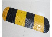 China 1 Meter Black Yellow Road Safety Rubber Speed Hump for sale