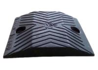 China Over 30 Tons RubberLoad Bearing Steel Traffic Safety Speed Hump for sale