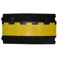 China Flexible Rubber 3 Channel Cable 7 Kg Driveway Speed Bumps for sale