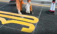 China Glow Reflective Cold Paint Thermoplastic Road Marking Paint for sale