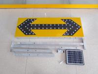 China Traffic Warning 8W Aluminum Solar Signal Light for sale